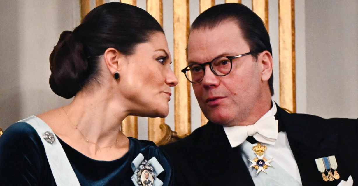 Beskedet som Victoria och Daniel inte vill höra – i direktsändning – News